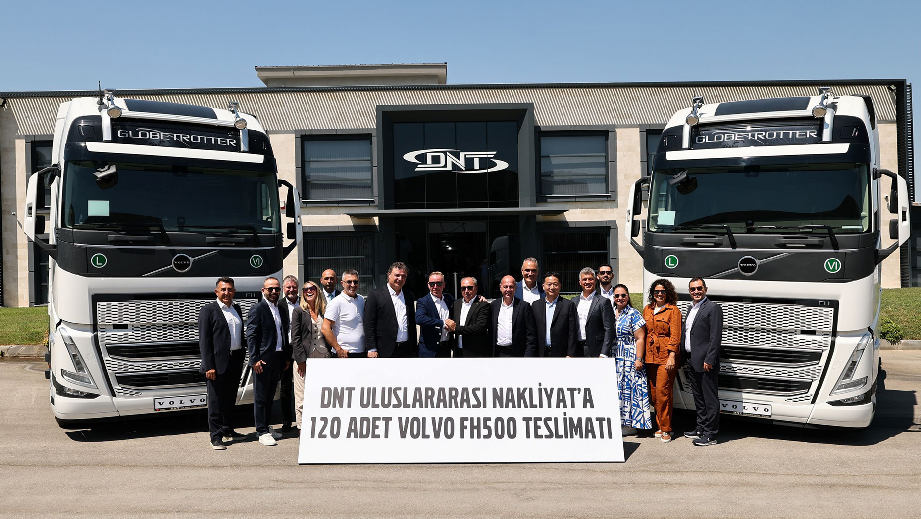 Volvo Trucks, DNT Uluslararası Nakliyat’a Gerçekleştirdiği Filo ...