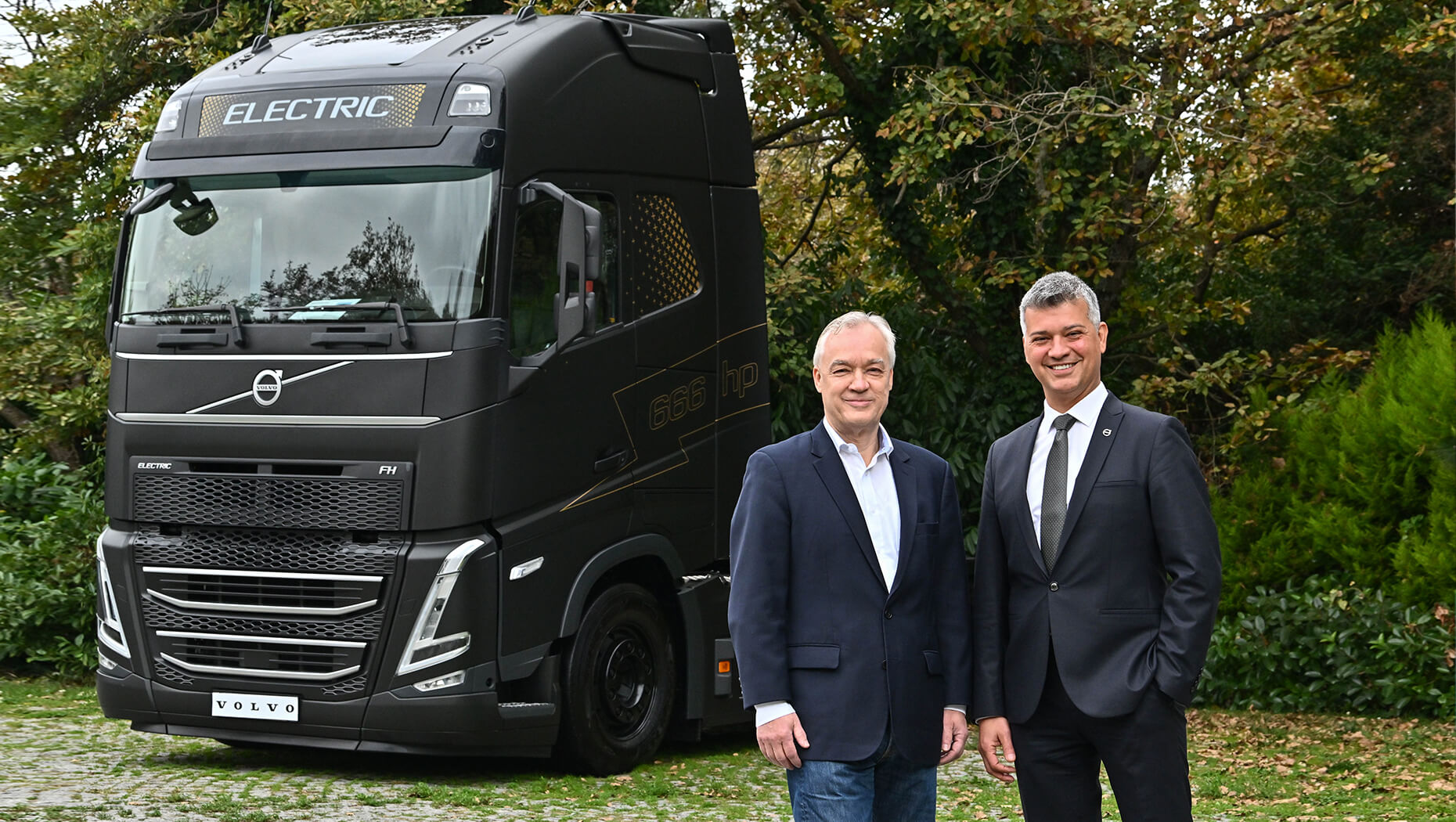 Volvo Trucks Türkiye’de Elektrikli Kamyon Dönüşümünü Başlatıyor